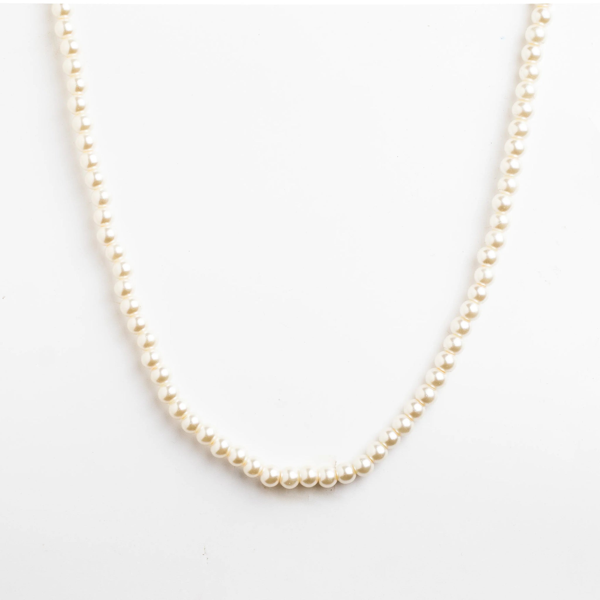 Classic Pearl Chain 18" - LVRG